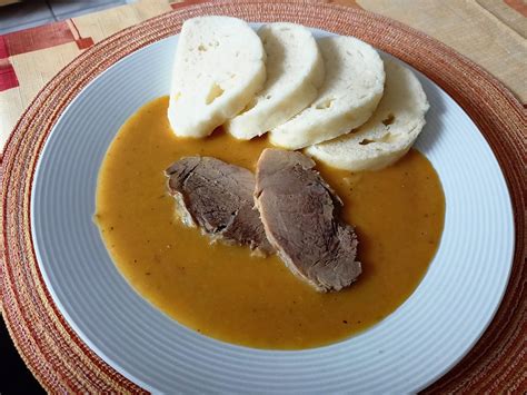 Vepřová plec na smetaně fotografie 1 TopRecepty cz