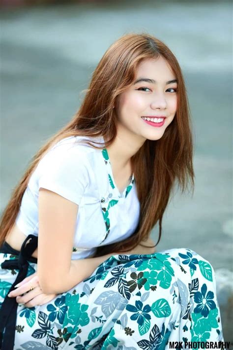 Pin By Thuaningam Kamei On Beauty Full Girl