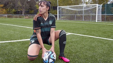 El sorprendente diseño de la nueva camiseta alternativa de la selección