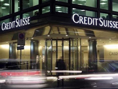 UBS Lanza Oferta Millonaria Por Credit Suisse