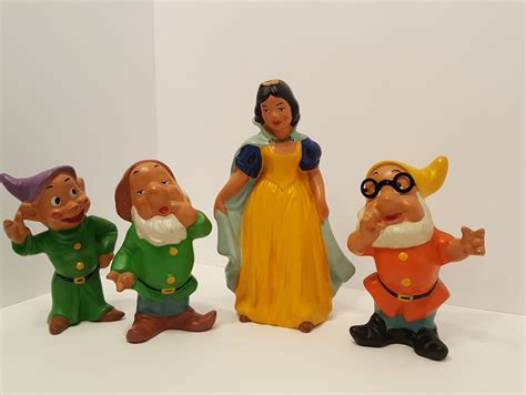 Vintage Walt Disney Snow White Doc Sleepy And Dopey Etsy Retro Disney Walt Disney Vintage