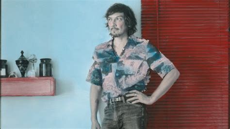 Le N Larregui Da Un Adelanto De Su Nuevo Disco