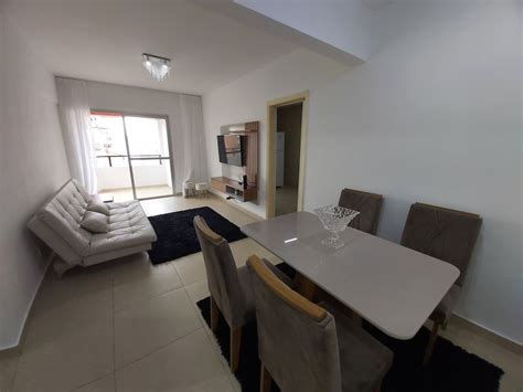 Apartamento na Rua Jacob Emerick Centro em São Vicente por R 300 000
