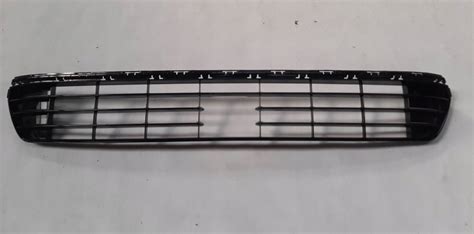 VW E Golf 7 Kratka Atrapa Zderzaka 5GE853671A 677A 5GE853671A