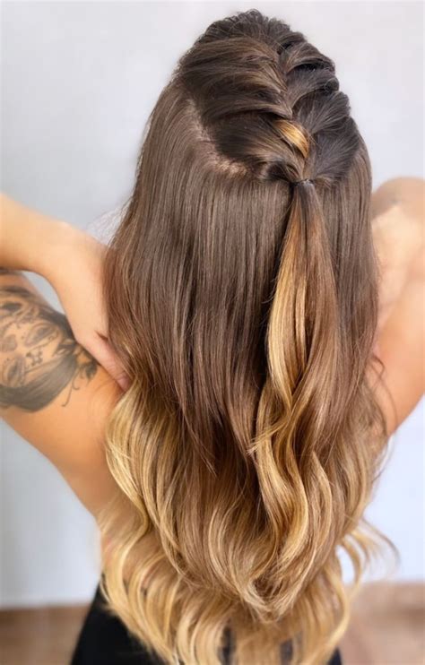 Pin tillagd av Jessica da Cruz Alves på Cabelo
