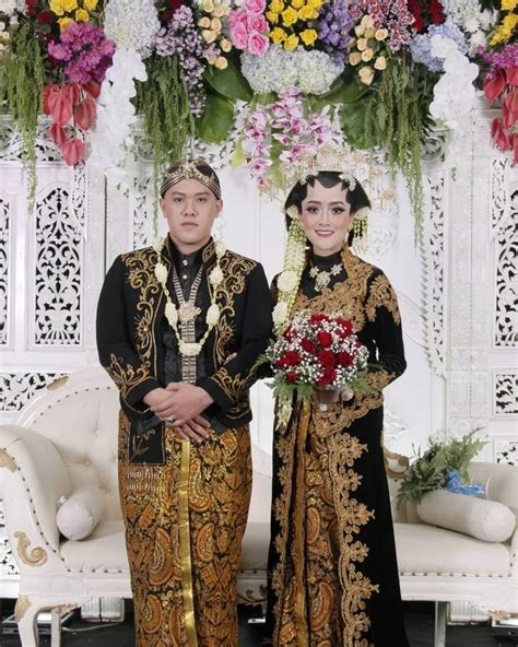 Mengenal Jenis Pakaian Adat Jawa Beserta Filosofinya Ada 42 OFF