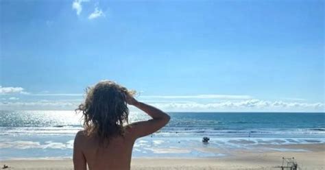 Naturismo é uma filosofia de vida Os Naturistas
