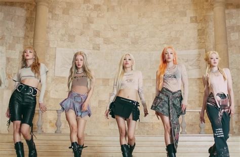 Watch G I DLE Puts On A Glamorous Performance In Eye Catching