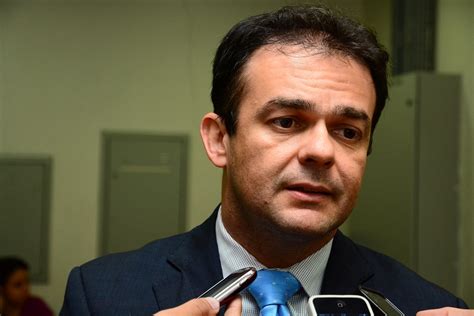 Autor da ação contra Bolsonaro diz que é a favor da quebra de sigilo