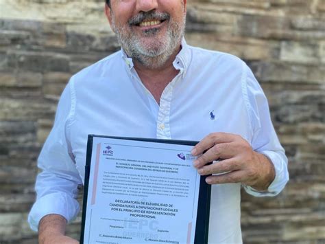Dirigente Del PRI Alejandro Bravo Recibe Constancia Como Diputado Local