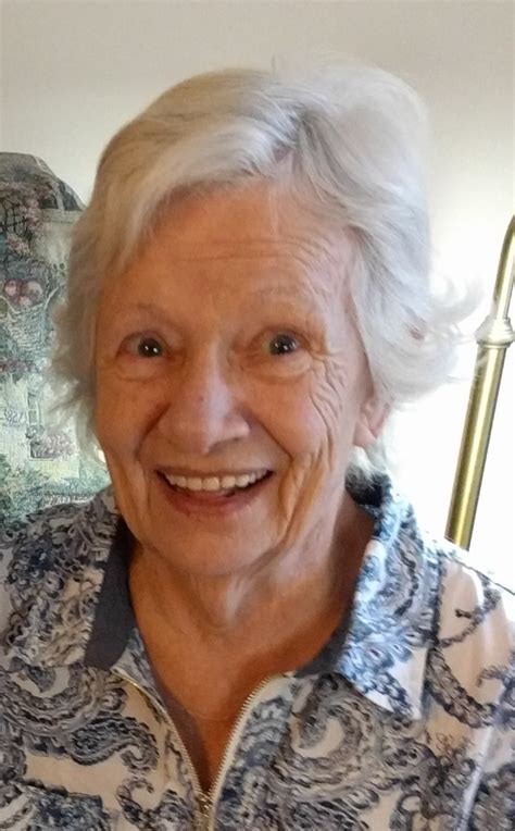 Fleurette NEVEU née DEPELTEAU Résidences Funéraires Goyer
