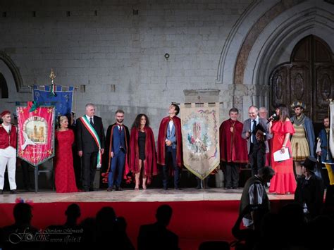 Nel Vivo Della Competizione Storica Il Palio Dei Quartieri Di Nocera Umbra