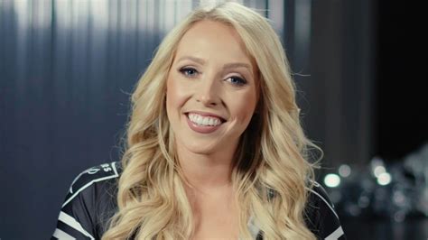 Raiderette Bio Julie