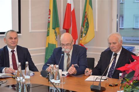 Rada Powiatu przyjęła budżet na 2024 rok Kurier W