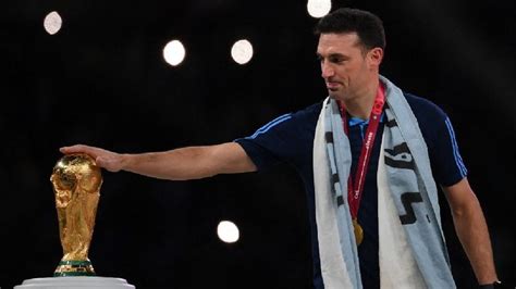 Argentina campeón Lionel Scaloni es el segundo técnico más joven en