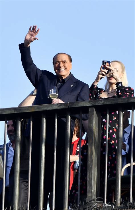 Silvio Berlusconi è morto