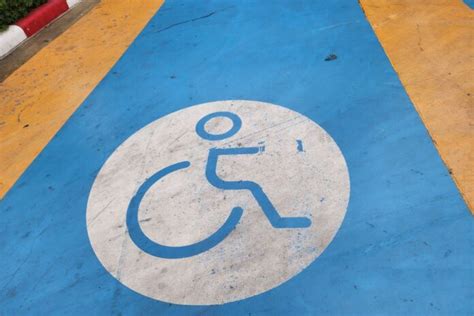 Nuovo Codice Della Strada Cosa Cambia Per Chi Occupa I Posti Disabili