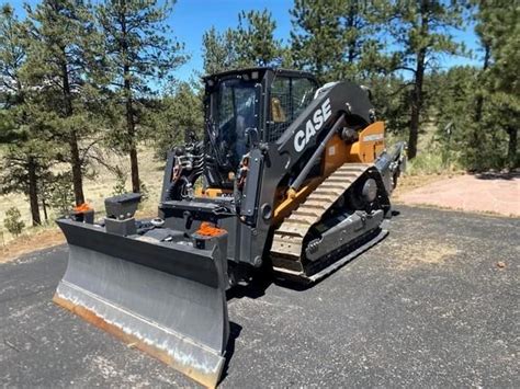 2024 CASE Minotaur DL550 Compact Dozer Loader NM400804