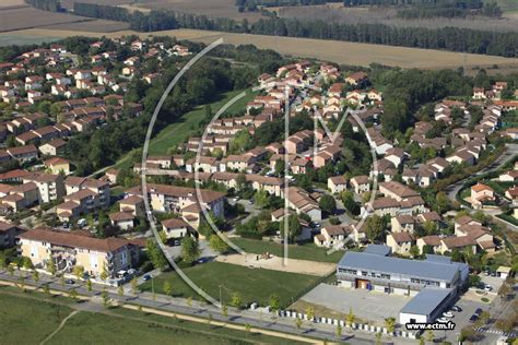 Votre Photo A Rienne L Isle D Abeau Boulevard De Fondbonni Re