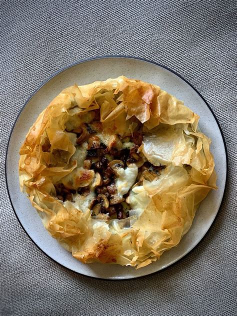 La Tarte Croustillante à La Mozzarella Et Aux Champignons De Cyril