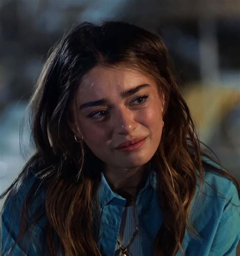 𓅦 on Instagram هالمشهد وتمثيلها فيه aycaaysinturan