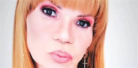 Los horóscopos de Mhoni Vidente para hoy 5 de enero