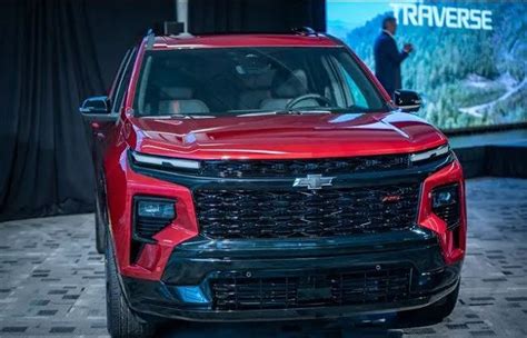 GM Unveils Redesigned 2024 Chevrolet Traverse SUV Signpost News
