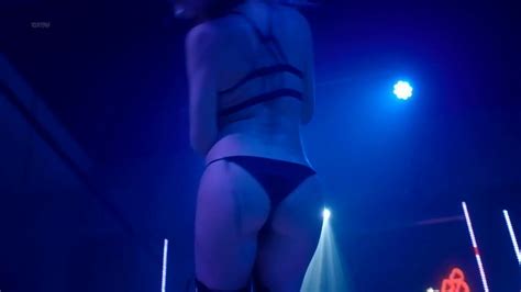 Naked Fiorella Mattheis In Rua Augusta