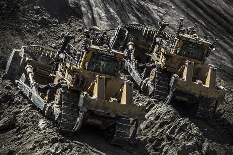Caterpillar Teases High Tech Showcase Planned For CES 2023