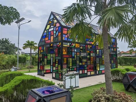 Taman Mozaik Daya Tarik Tarif Jam Buka