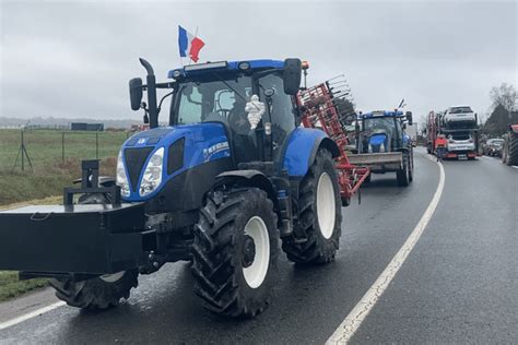 CARTE Agriculteurs en colère ronds points occupés autoroutes