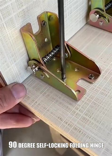 90 Degree Self Locking Folding Hinge The Thickened Material Is