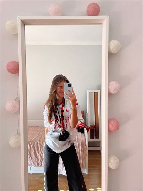 Pin de Bárbara Brás en Instastories en 2024 Estilo