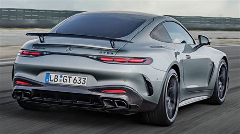 NEW Mercedes AMG GT 63 4MATIC Coupé 2024 Driving Exhaust Sound