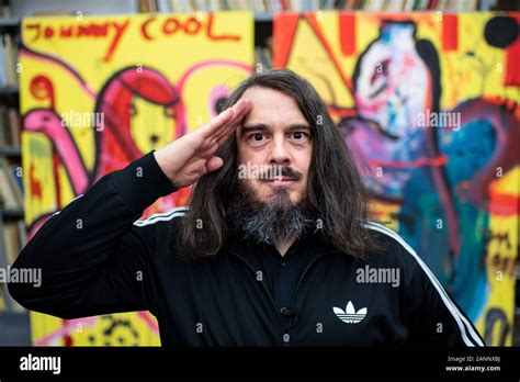 Berlin Deutschland Jan Jonathan Meese K Nstler Steht In