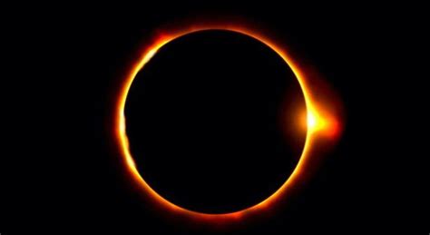 Meravigliosa Eclissi Totale Di Sole L Aprile A Che Ora E Dove