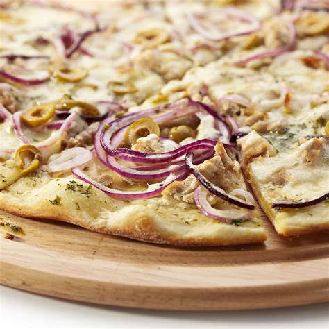 Recette Pizza Au Thon Oignons Rouges Et Mozzarella Facile Rapide