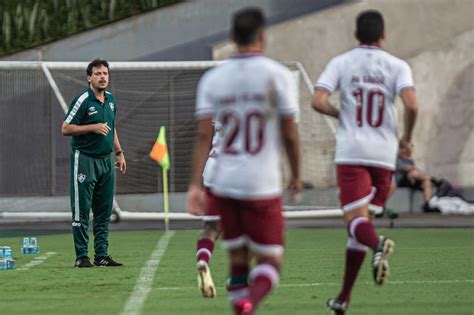 Ap S Vit Ria Sobre O Madureira Fernando Diniz Faz Avalia O Cr Tica Da