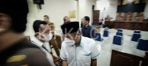 Sidang Perdana Korupsi DLH Bandar Lampung Ditunda KIRKA CO