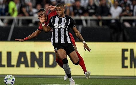Athletico PR x Botafogo assista ao vivo ao jogo de hoje do Brasileirão