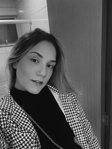 Bebelinha On Twitter Procurei Em Todas As Mulheres A Felicidade Mas