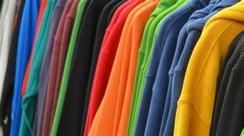 Cómo reciclar ropa usada y darle una segunda vida