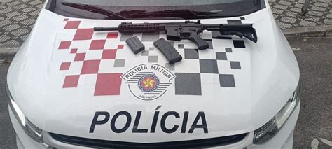 Homem Preso Ap S Se Passar Por Policial Federal E Exibir Arma De