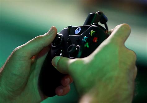 How To Use A Video Game Controller Robots Net