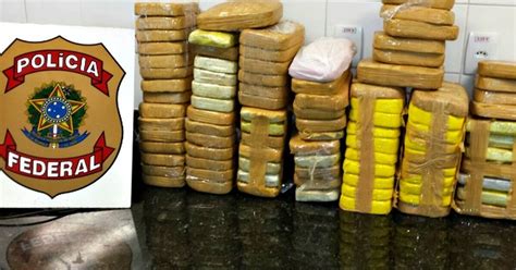 G No Acre Pol Cia Apreende Quase Quilos De Coca Na Na Br