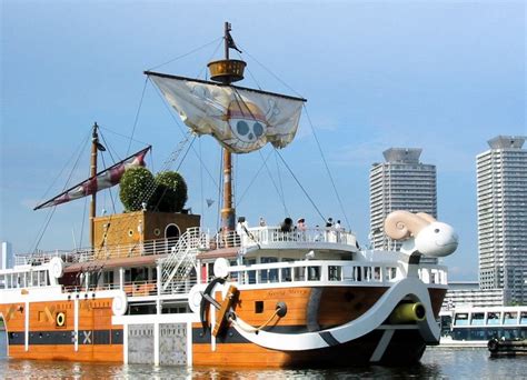 Going Merry In Tokyo Bay Bucht