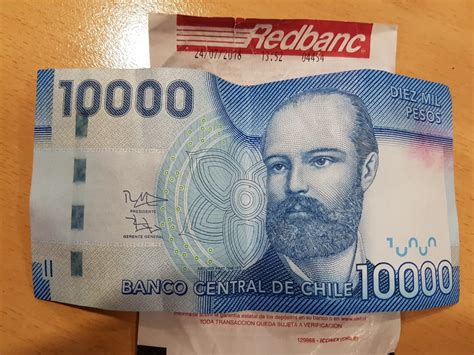 Qué hacer con un billete dañado usuario acusa que recibió dinero