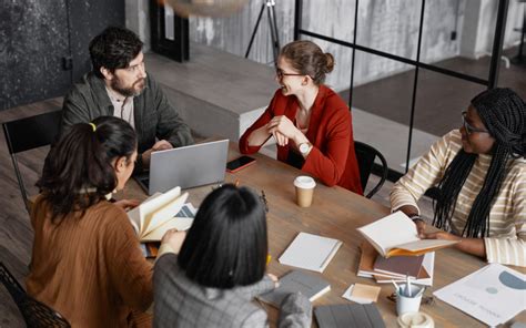 Storytelling With Data How McKinsey Creates Clear And Insightful