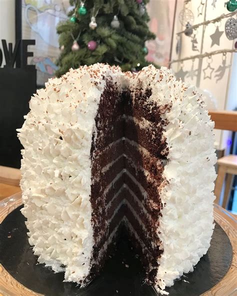 Cette semaine venez goûter notre Layer Cake Coco Chocolat Notre