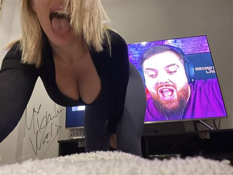 TW Pornstars Nola Michú Twitter Eres del team Ibai o te gustan